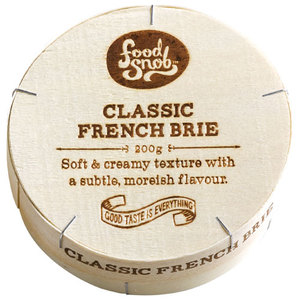 Food Snob Soft White Cheese Classic French Brie Reviews - Black Box