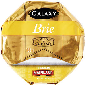Galaxy Soft White Cheese Brie Wheel Reviews - Black Box